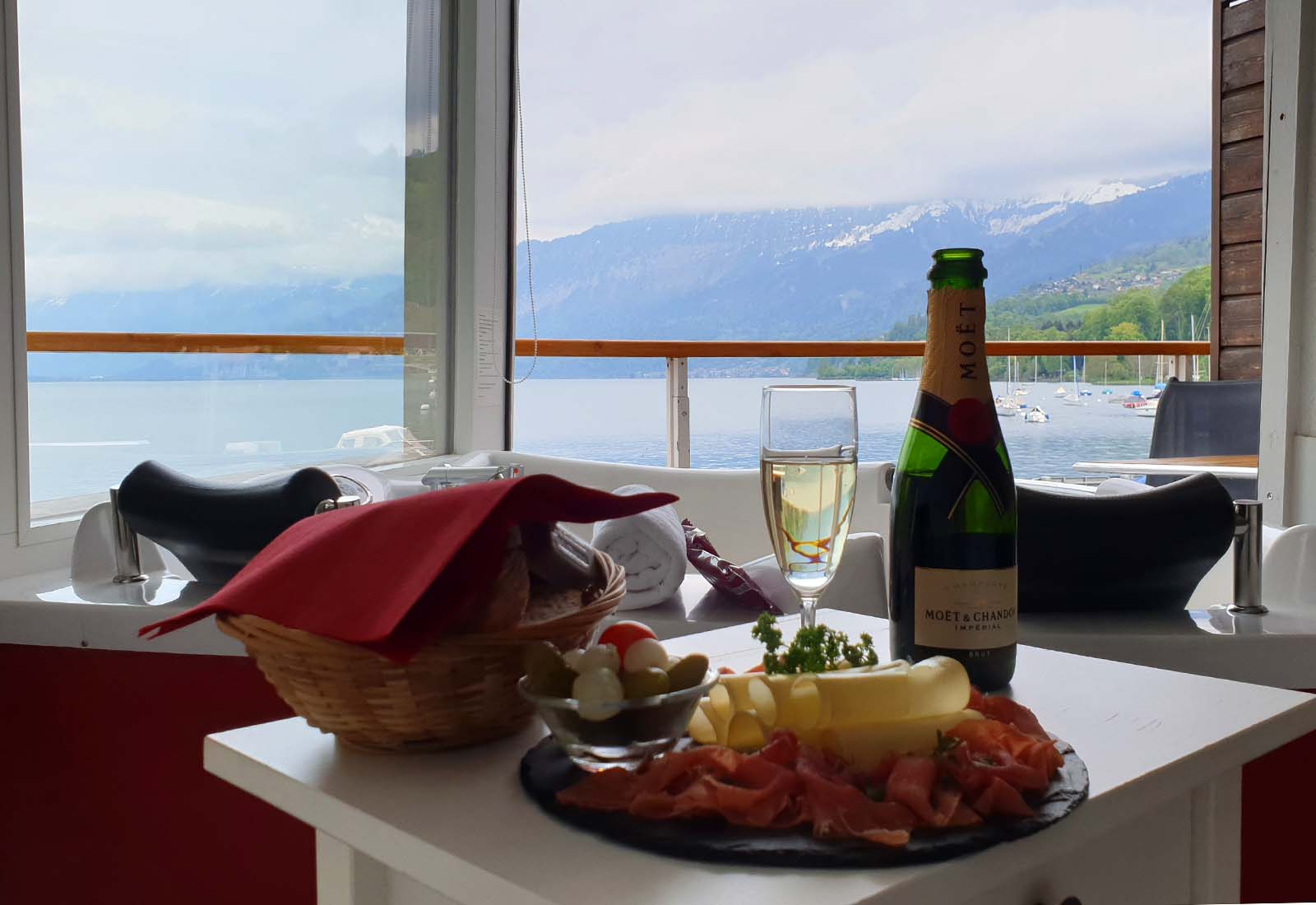Strandhotel Seeblick Faulensee